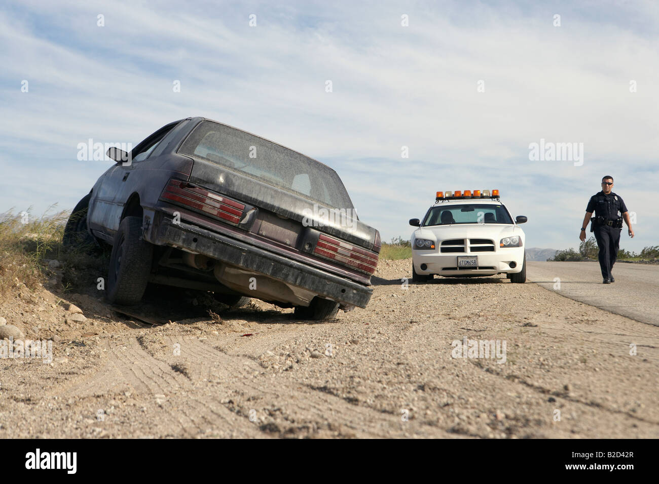 Police car at roadside hi-res stock photography and images - Alamy