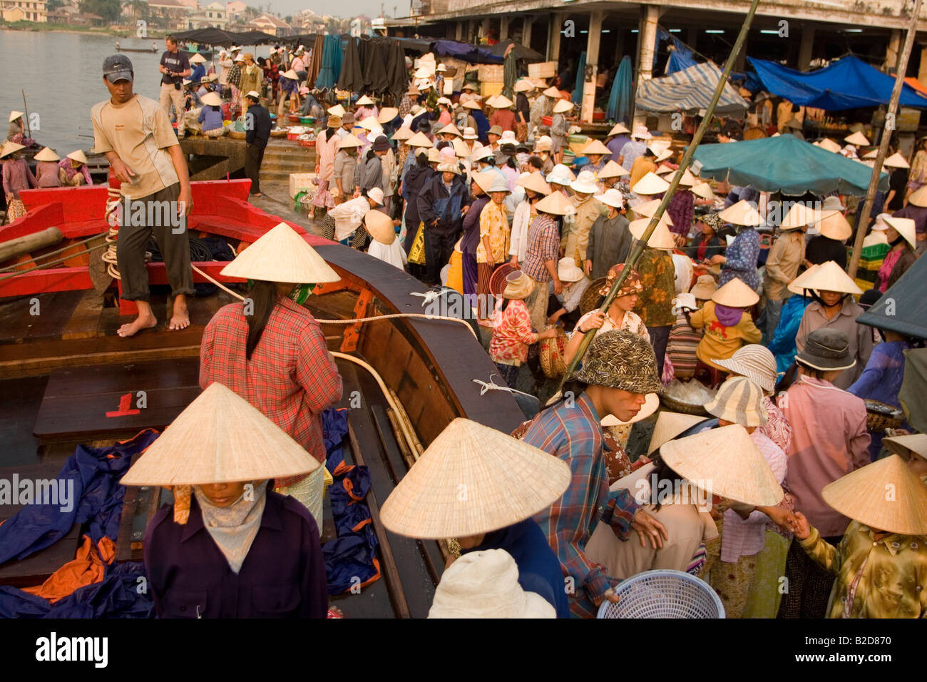 Fish is landed at the fish quay in Hoi An, Vietnam Stock Photo - Alamy