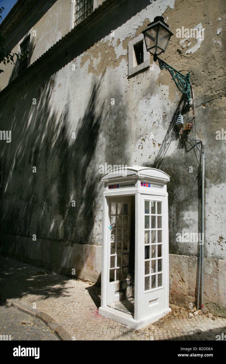 Telephone booth in portugal hi-res stock photography and images - Alamy