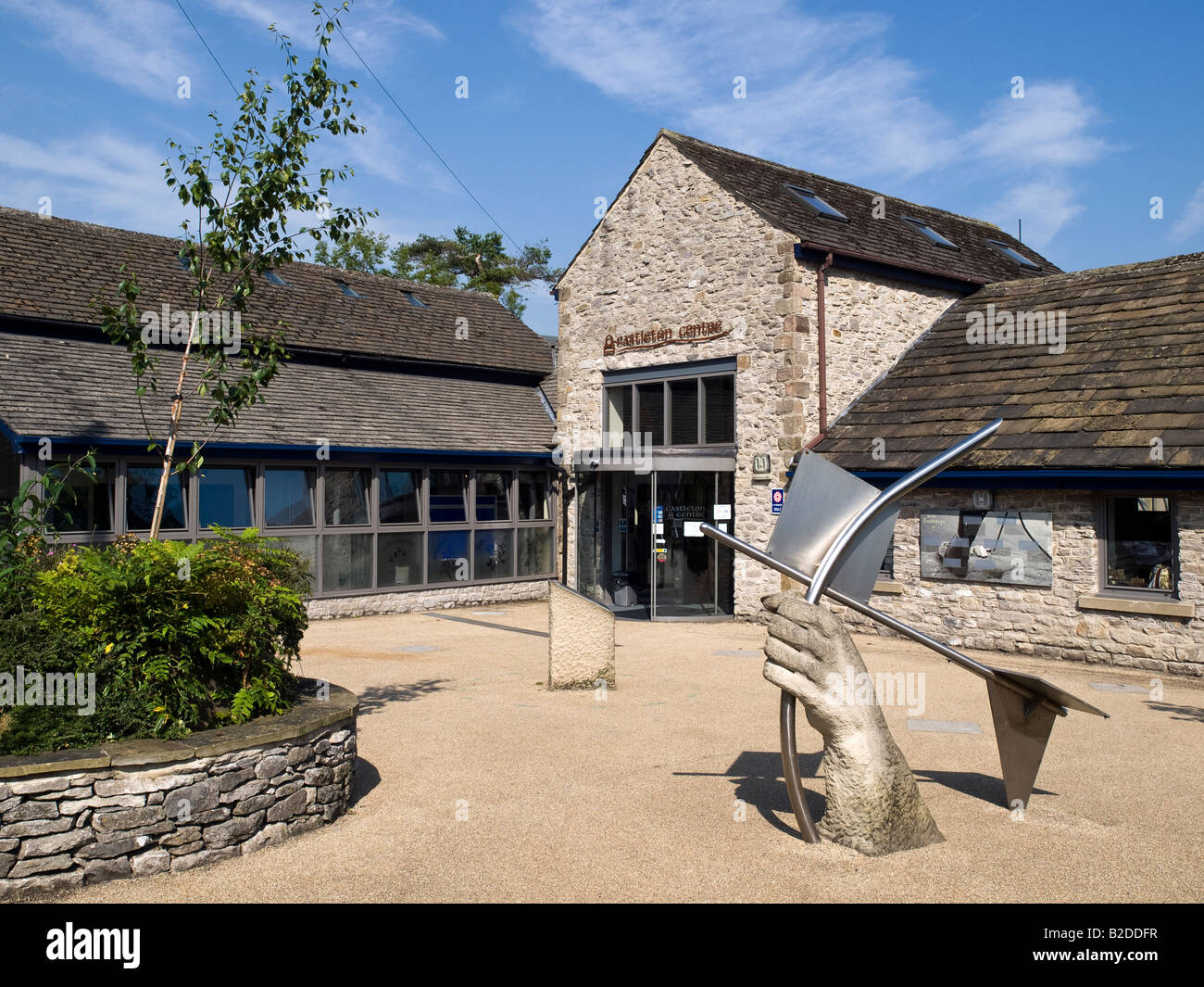 Peak district tourist centre hi-res stock photography and images - Alamy