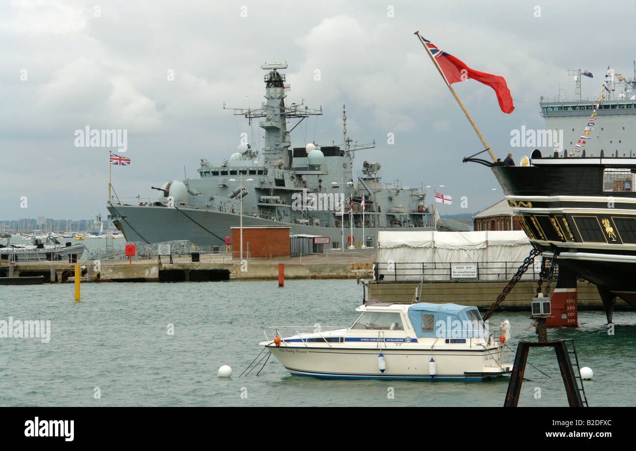 Hms nelson portsmouth naval base hi-res stock photography and images ...
