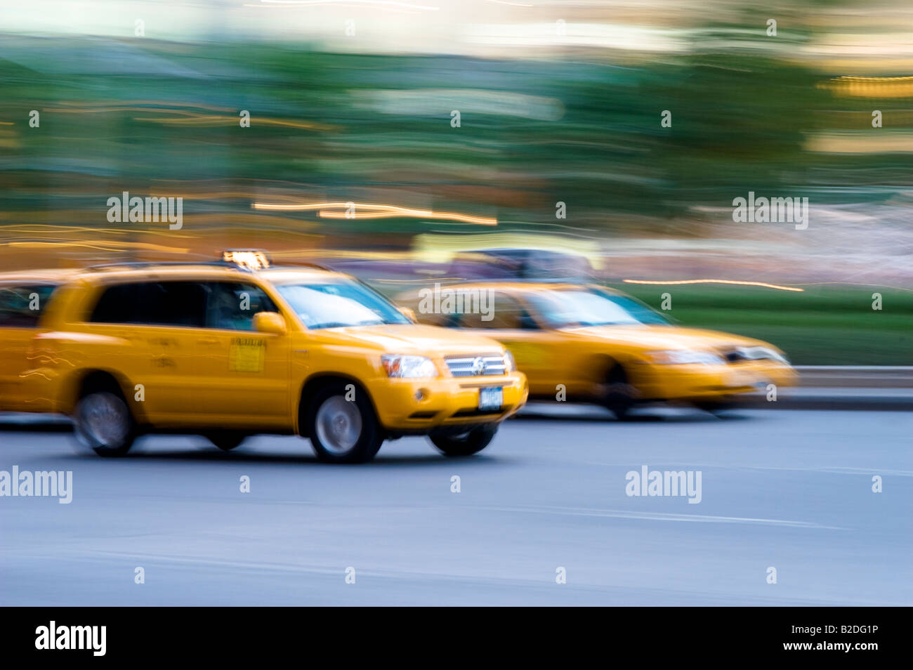 New York / Taxis in motion (motion blur Stock Photo - Alamy