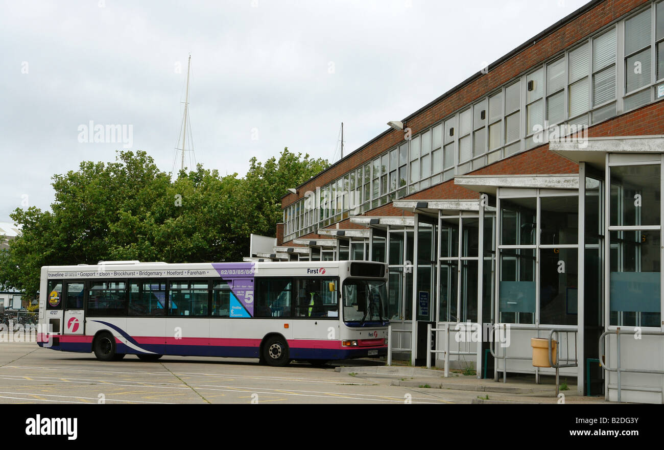 Portsmouth Bus Station High Resolution Stock Photography and Images - Alamy
