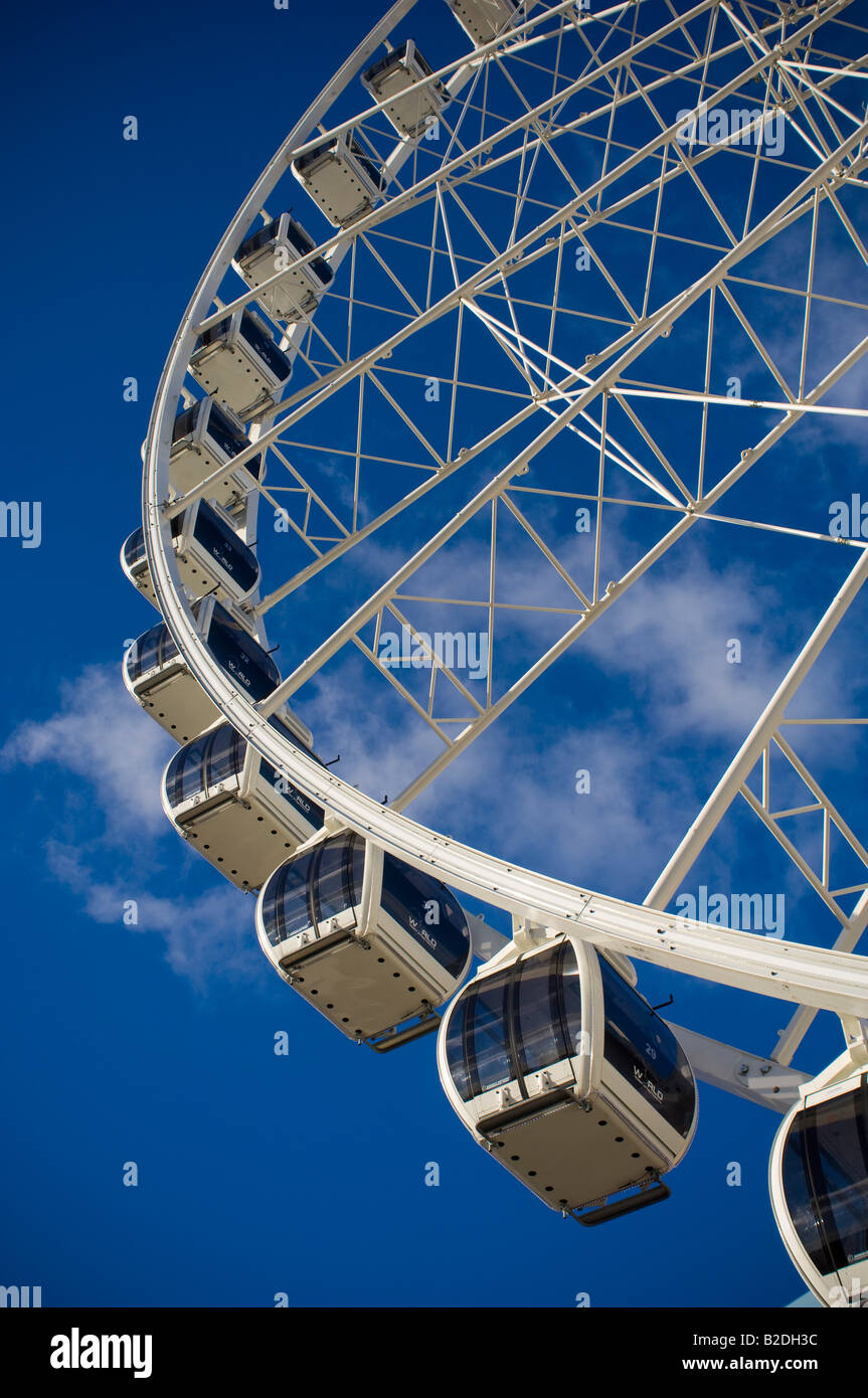 Pods on ferris wheel hi-res stock photography and images - Alamy