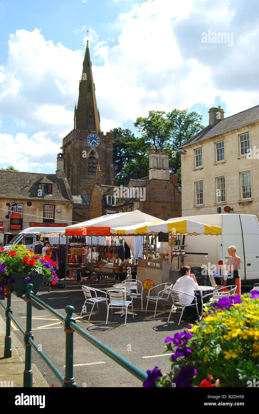 Uppingham rutland town centre hi-res stock photography and images - Alamy