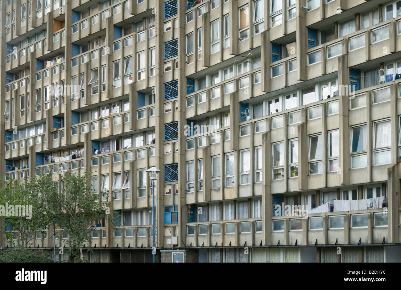 Robin Hood Gardens council housing estate, Poplar, London Stock Photo ...