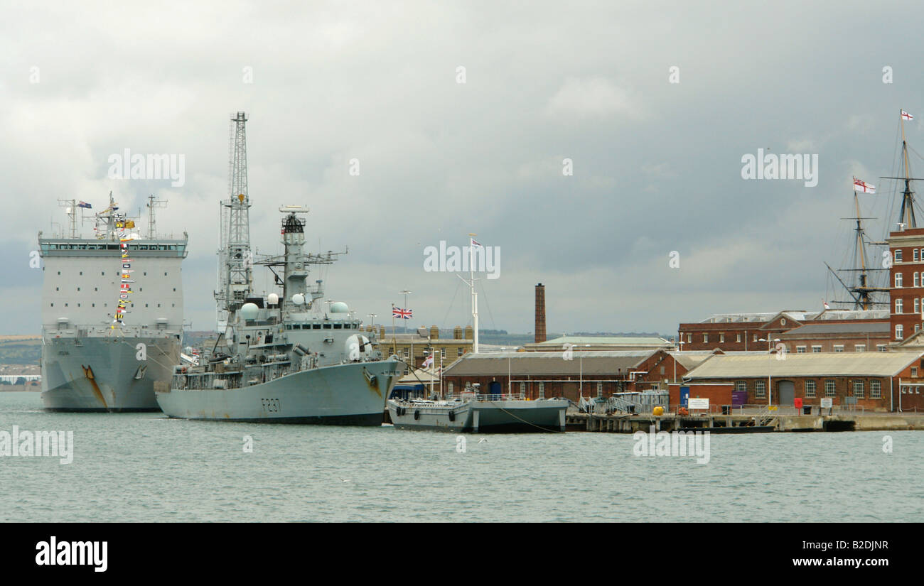 Hms nelson portsmouth naval base hi-res stock photography and images ...