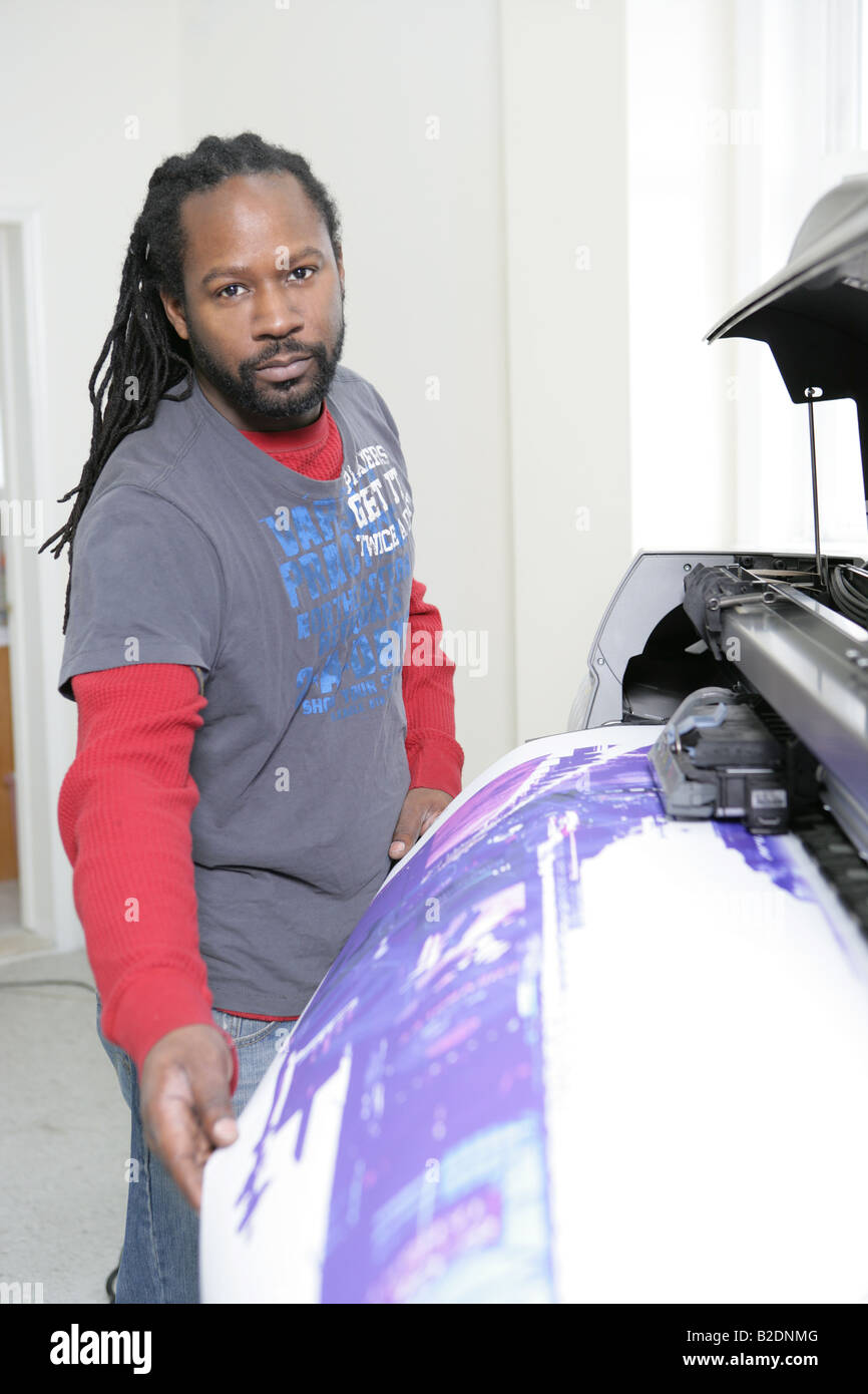 Vertical printing machine hi-res stock photography and images - Alamy