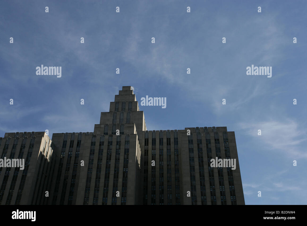 Multi story outside exterior hi-res stock photography and images - Alamy