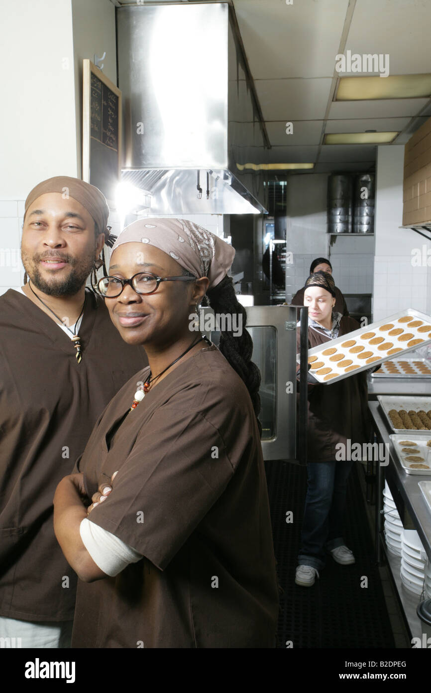 African american kitchen workers hi-res stock photography and images ...