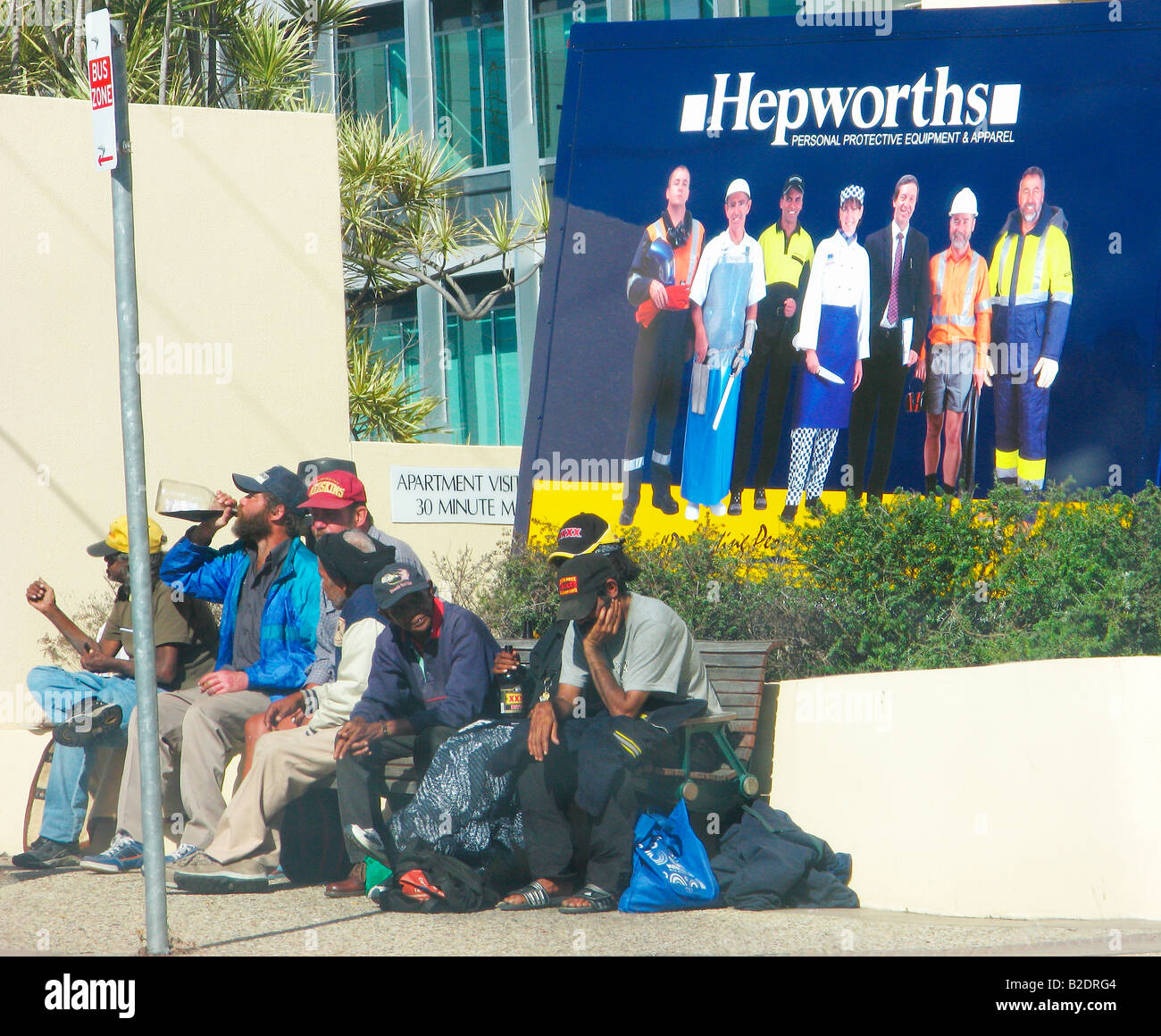 Aboriginals drinking alcohol on the Street, Brisbane, Australia Stock ...