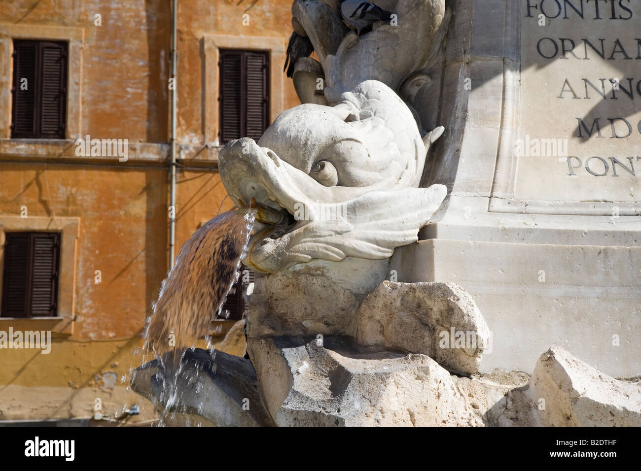 Gargoyles on the obelisk in Piazza della Rotonda Rome Lazio Italy Stock ...