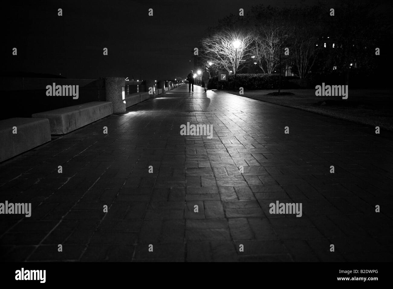 Savannah riverwalk hi-res stock photography and images - Alamy