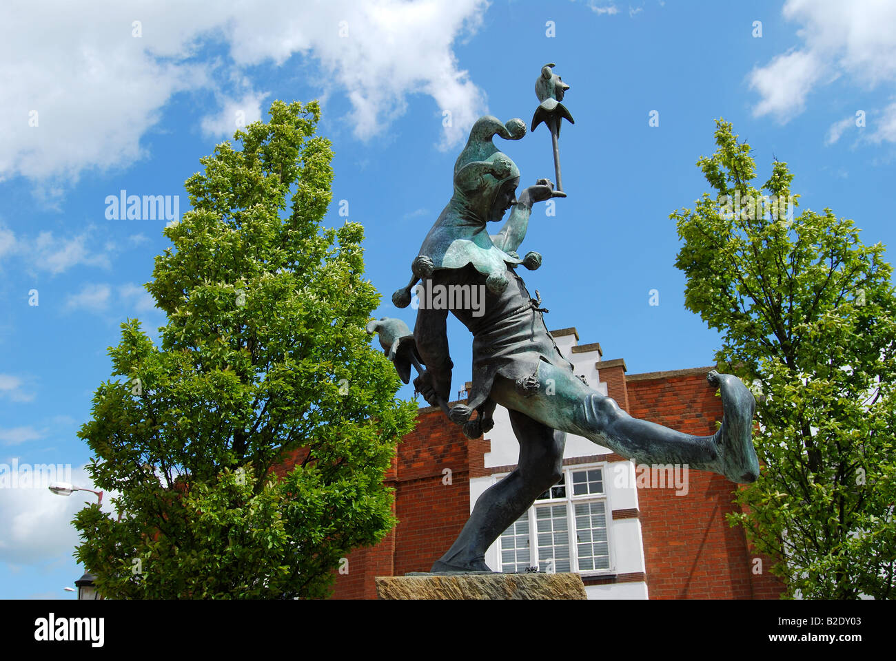 Touchstone The Jester Statue, Henley Street, Stratford-upon-Avon ...
