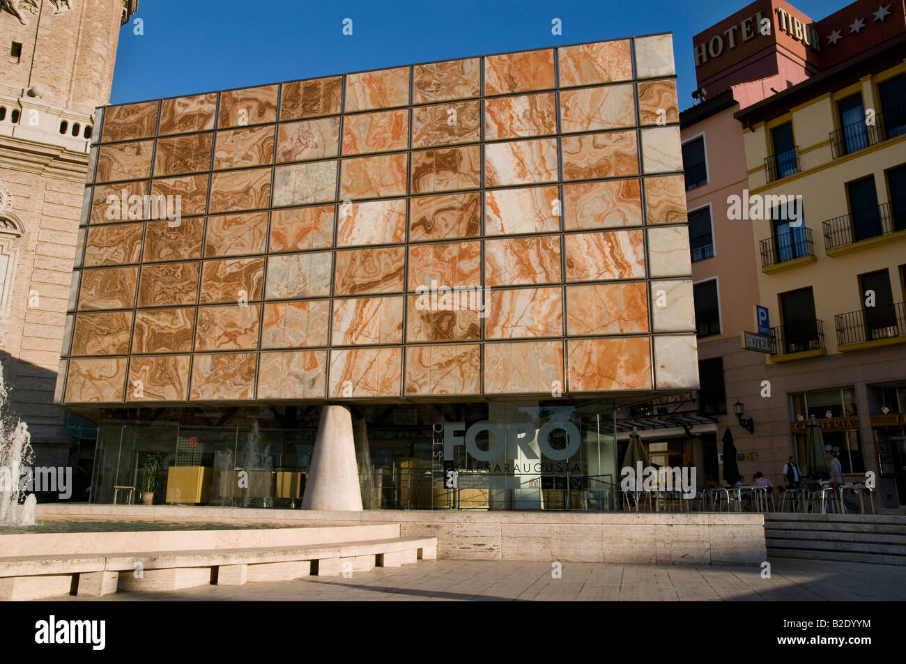 Zaragoza cathedral of san salvador hi-res stock photography and images ...