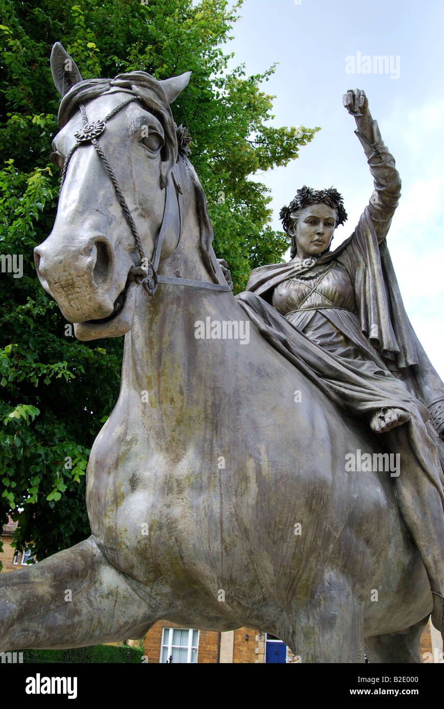 Fine Lady upon a White Horse statue, Banbury, Oxfordshire, England ...