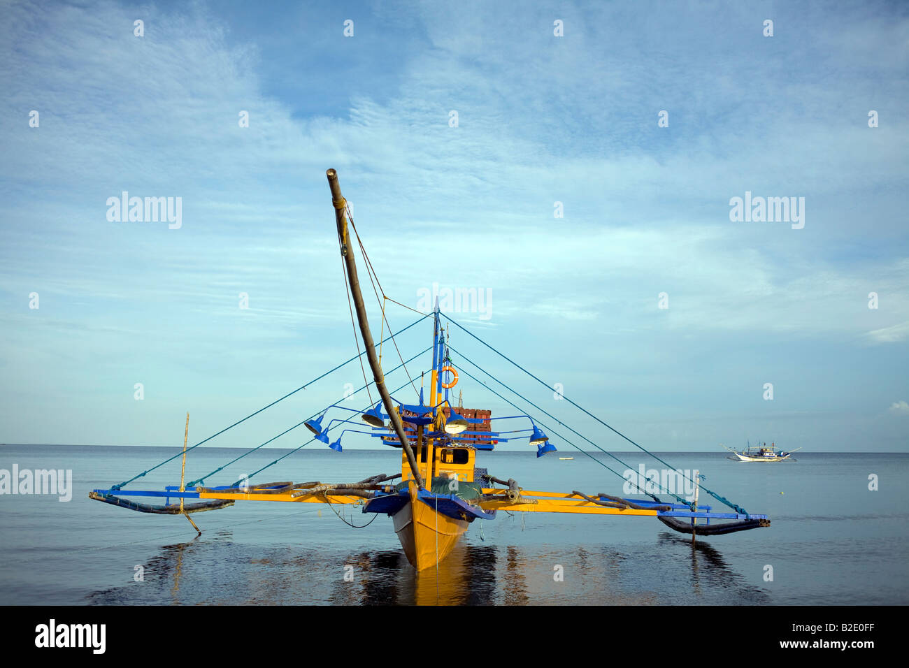 A fishing boat on Mansalay Bay in Mansalay, Oriental Mindoro ...