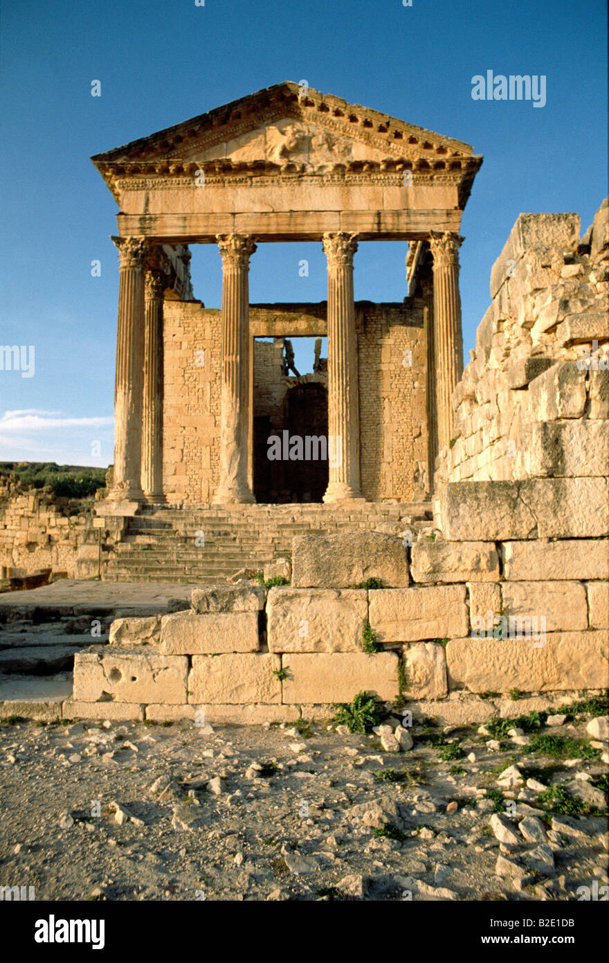 Roman Temple ruins Stock Photo - Alamy