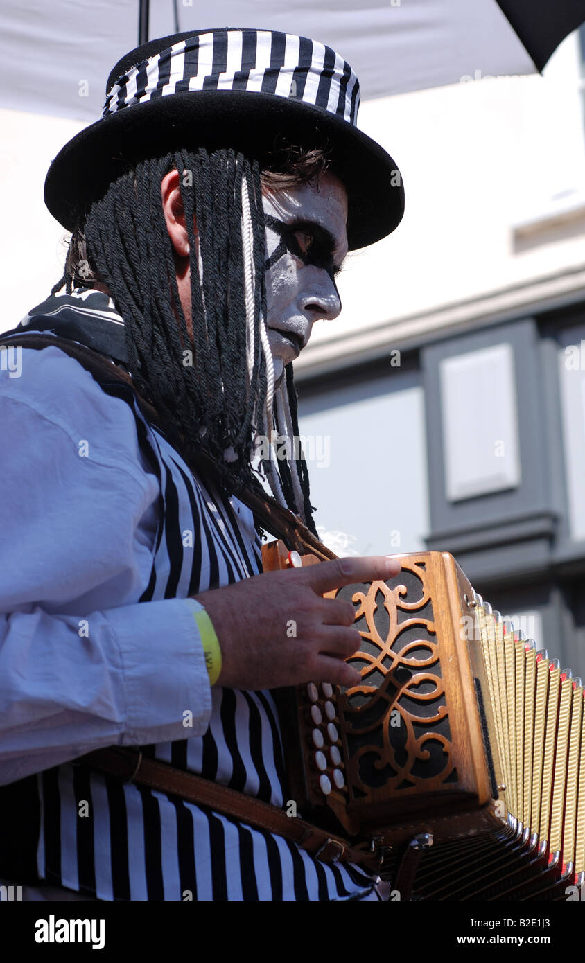 Molly dancing hi-res stock photography and images - Alamy