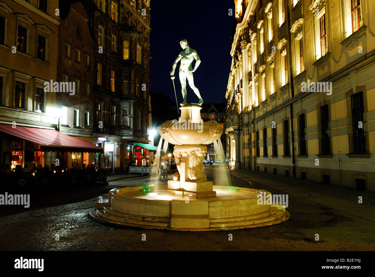 wroclaw, fountain by Wroclaw University, silesia, poland, europe Stock ... wroclaw, fountain by Wroclaw University, silesia, poland, europe Stock ...