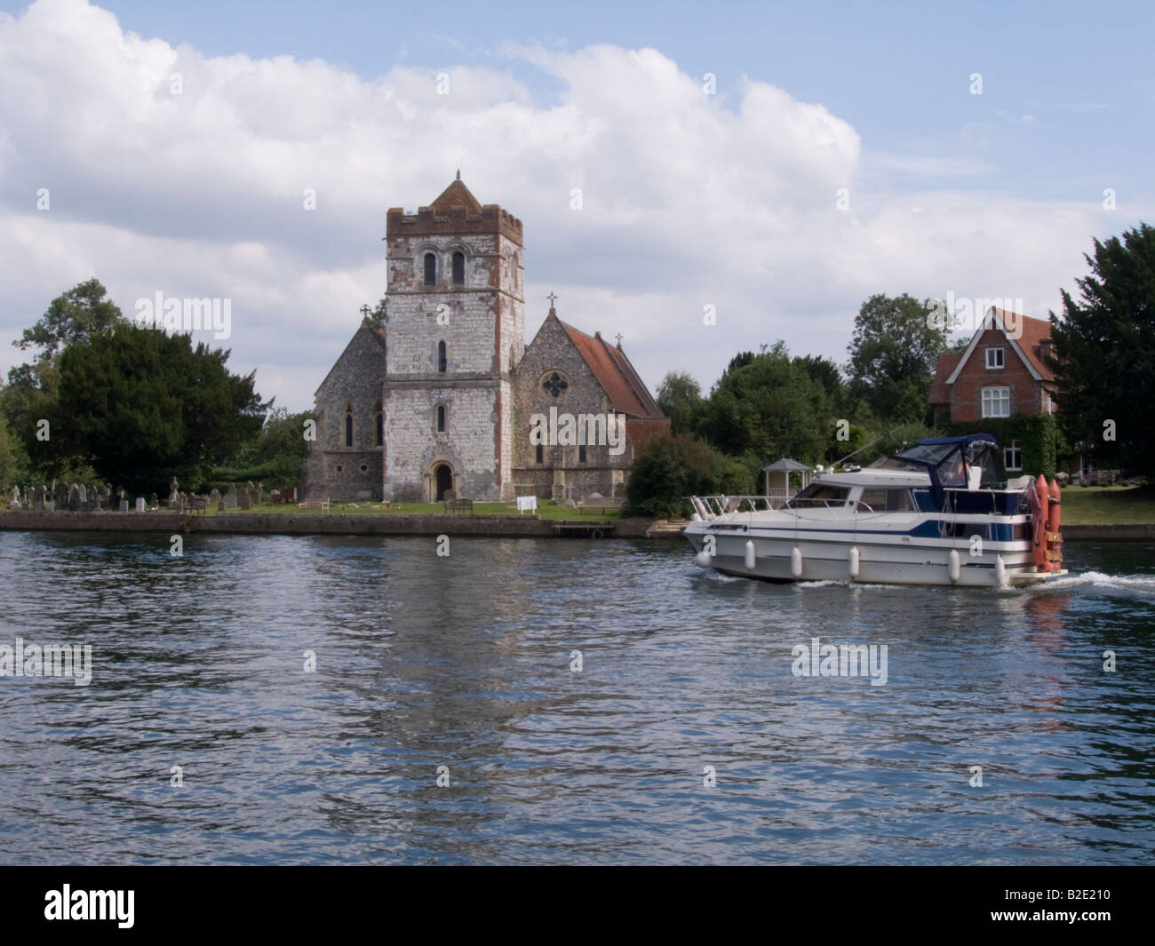 Mersham hi-res stock photography and images - Alamy