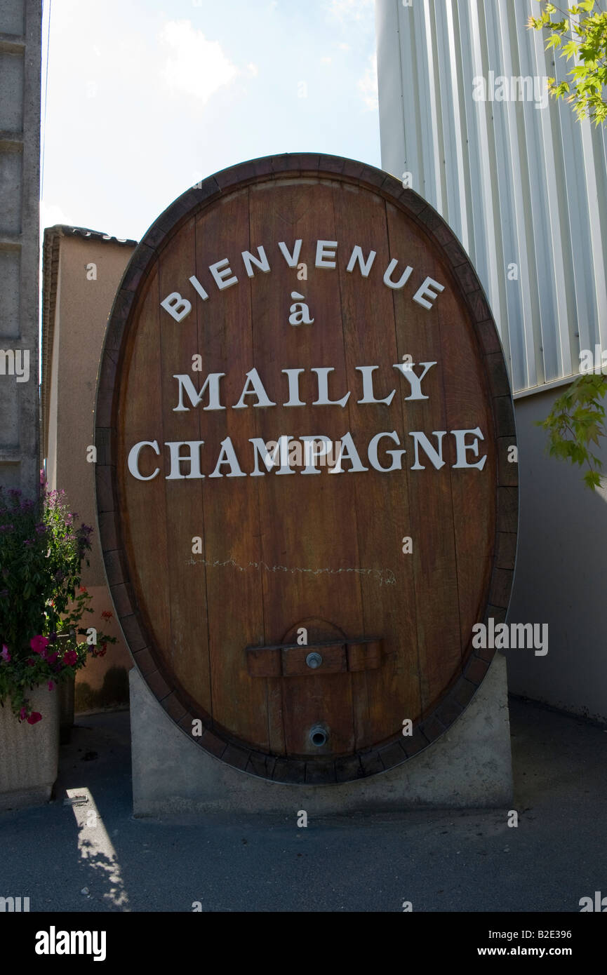 champagne mailly sign winery montagne de reims france Stock Photo - Alamy