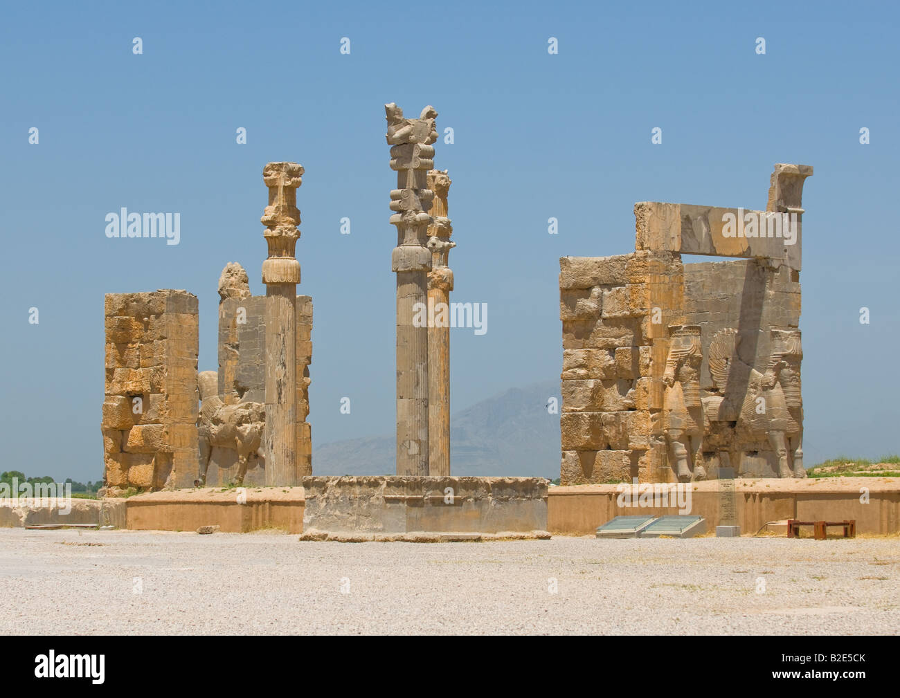 Ruins of ancient city of Persepolis Stock Photo - Alamy
