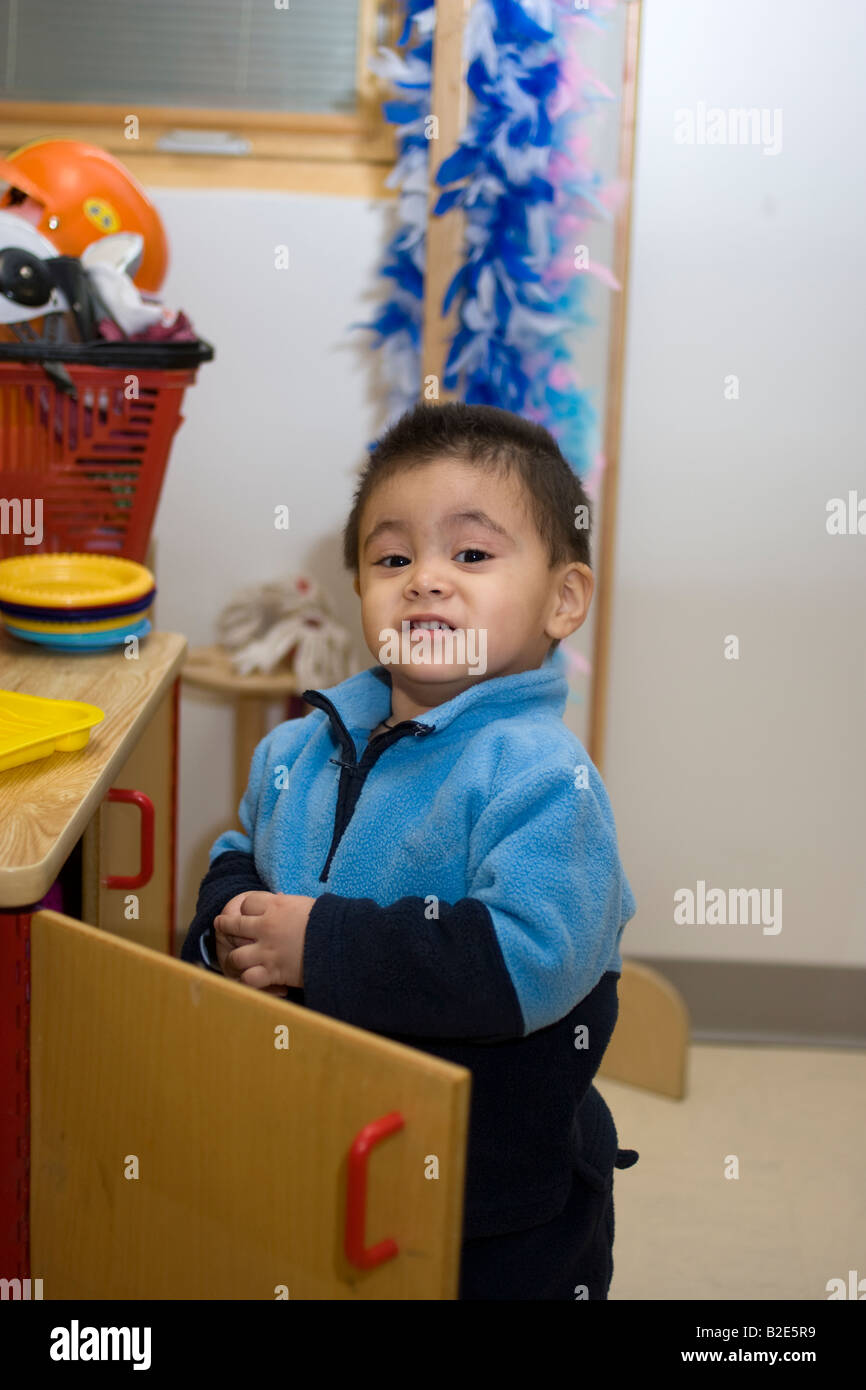 4 year old preschool boy smiling at the camera Stock Photo - Alamy