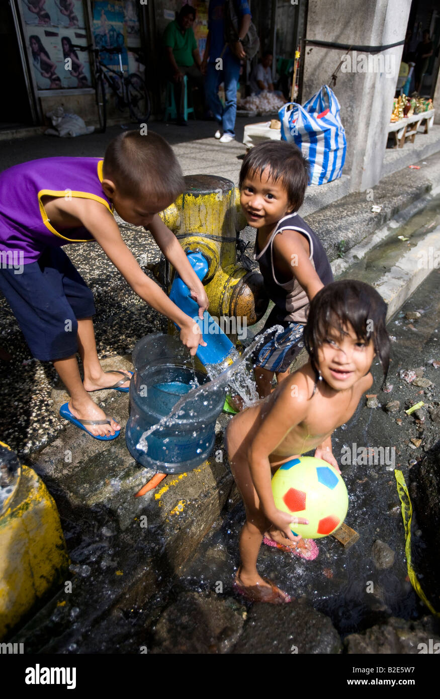 Filipino Street Kids High Resolution Stock Photography and Images - Alamy