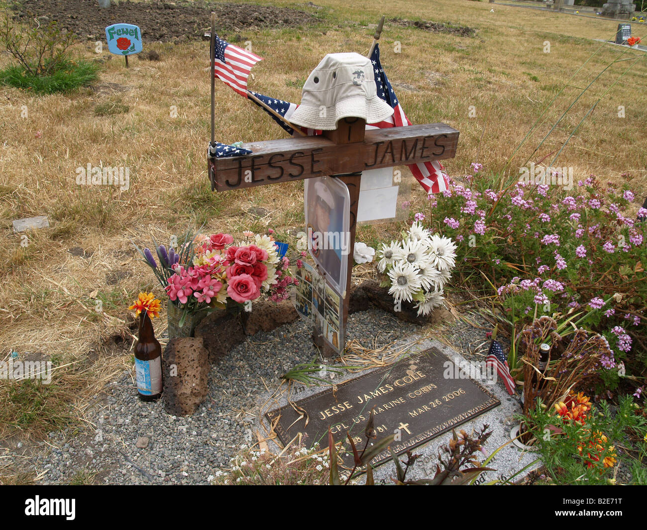 Grave of U.S. Marine killed in the Iraq War Stock Photo - Alamy