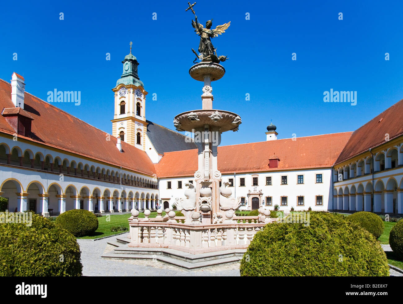 Statue in front of palace, Austria Stock Photo - Alamy