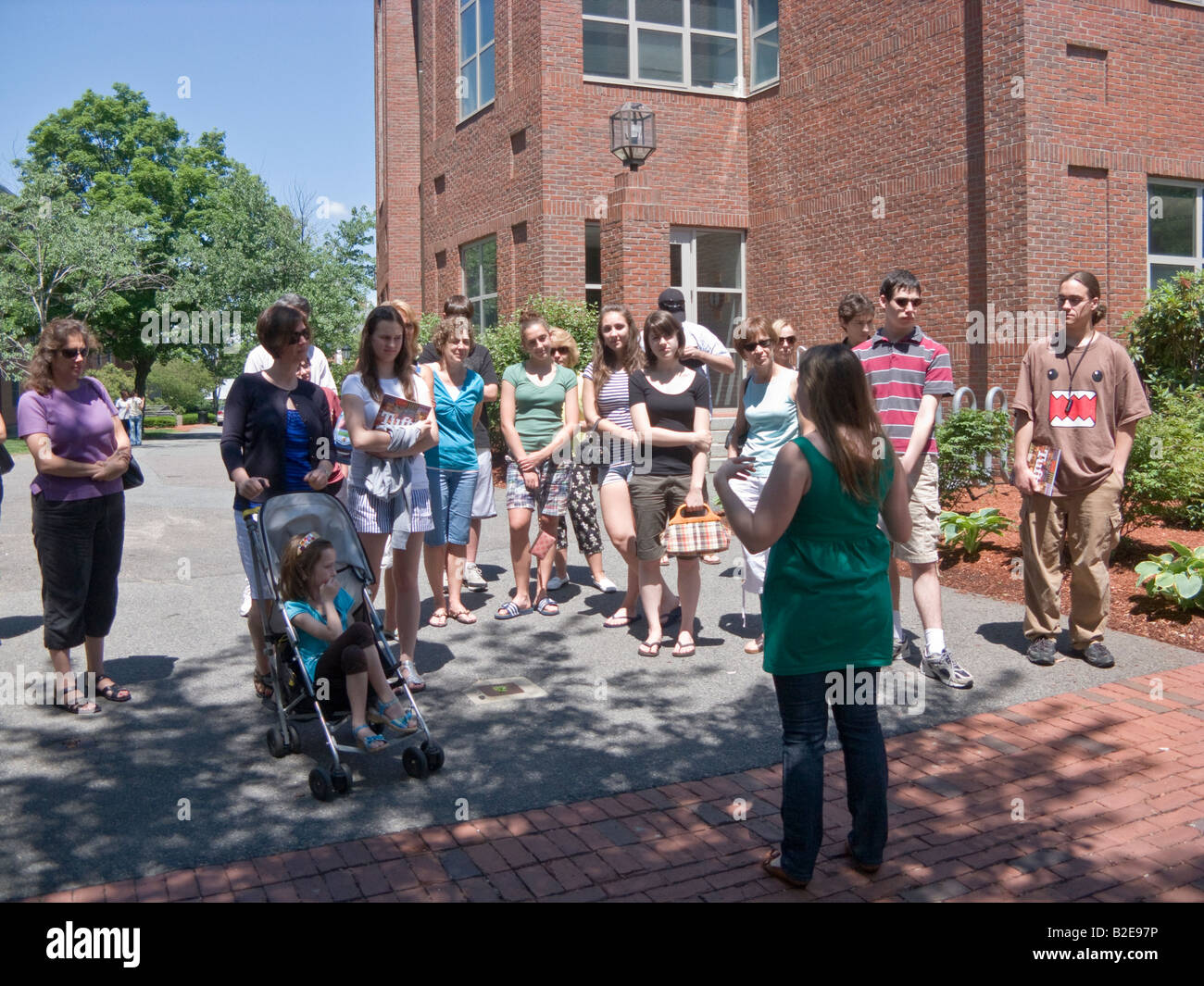 Prospective students tour campus hi-res stock photography and images ...