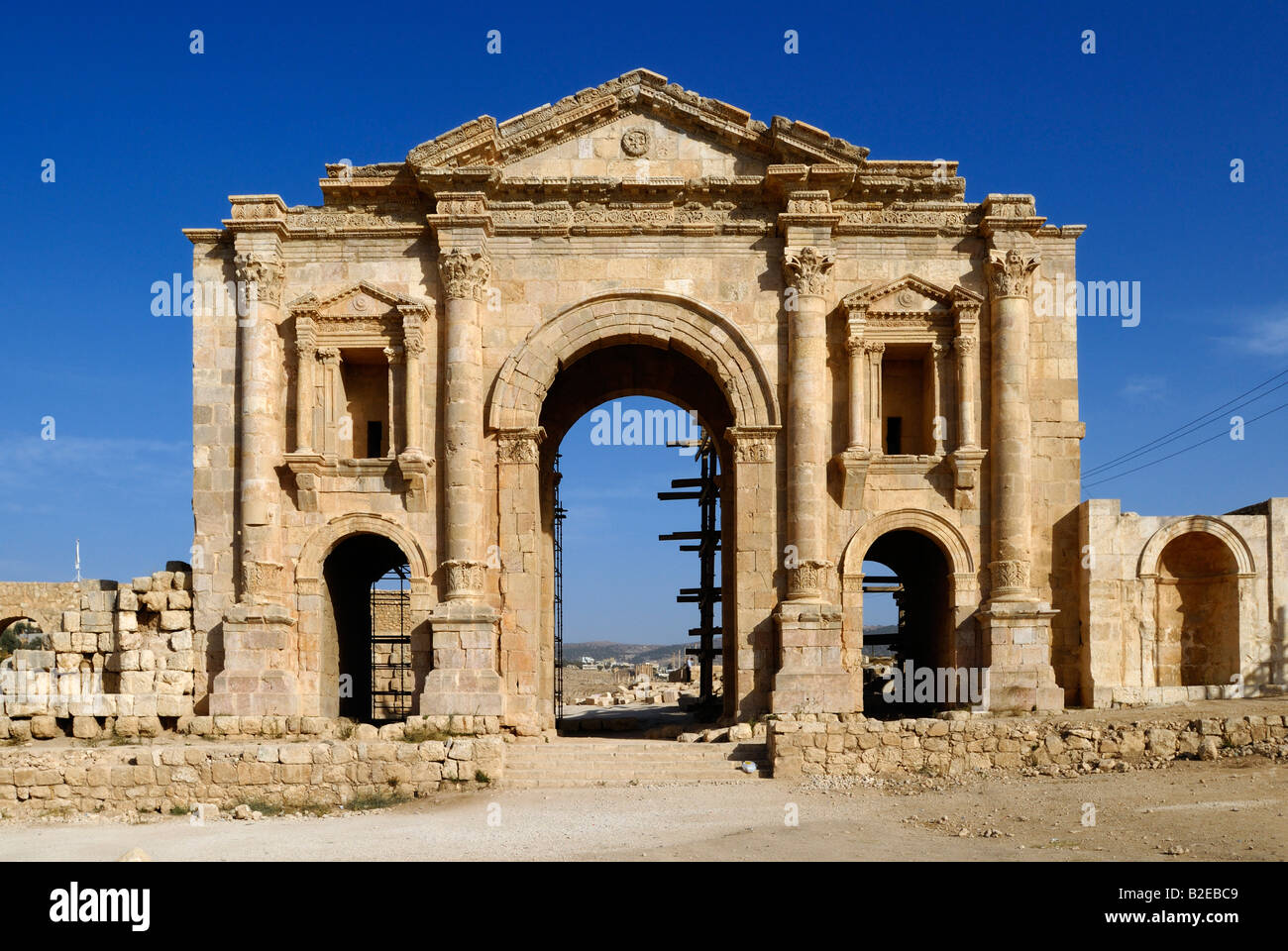 Triumphal arch in ancient roman city, Hadrian's Arch, Jarash, Jordan ...