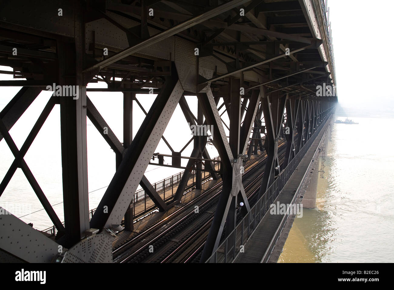 Hubei,Wuhan,The Yangtze River Bridge of Wuhan Stock Photo - Alamy