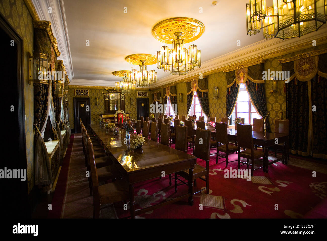 Manchukuo palace puppet manchurian palace hi-res stock photography and ...