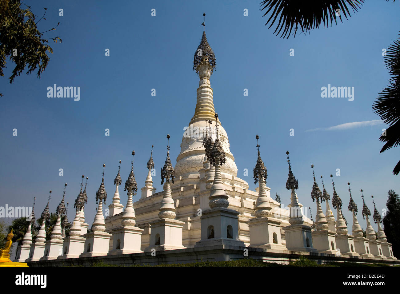 Yunnan,Yunnan Minzu Garden Stock Photo - Alamy