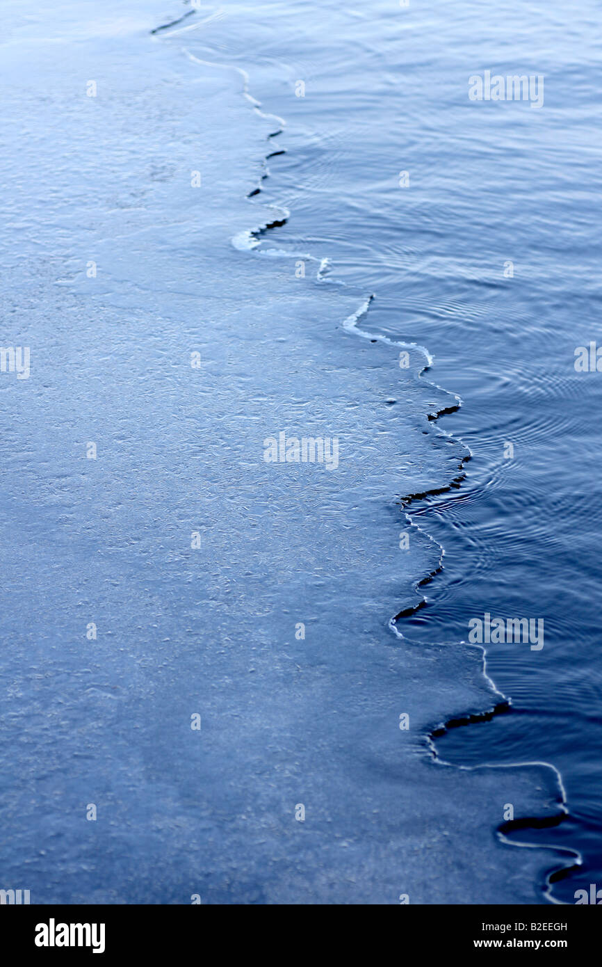 the jagged edge of ice Stock Photo - Alamy