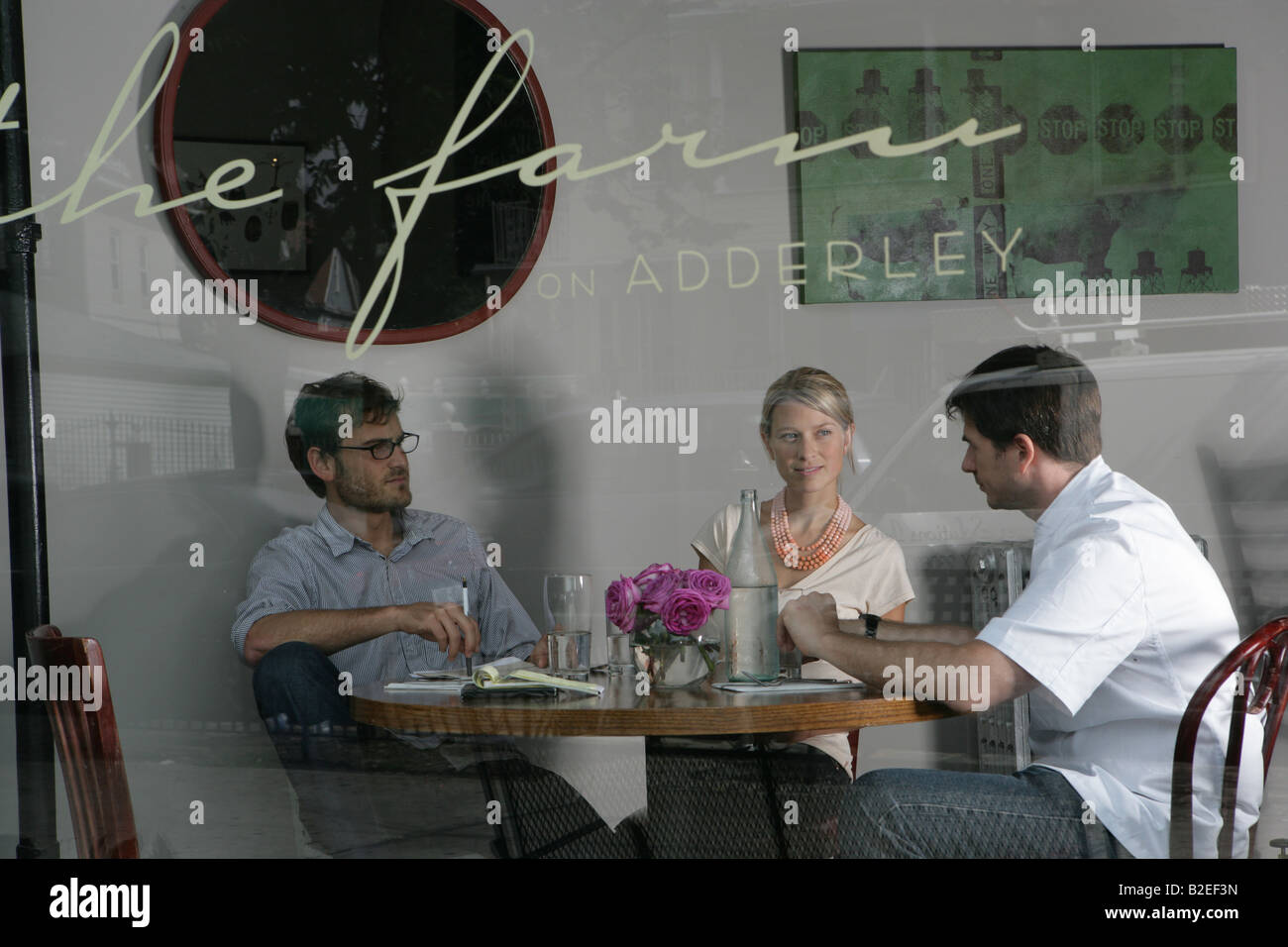 Chef sitting outdoors hi-res stock photography and images - Alamy