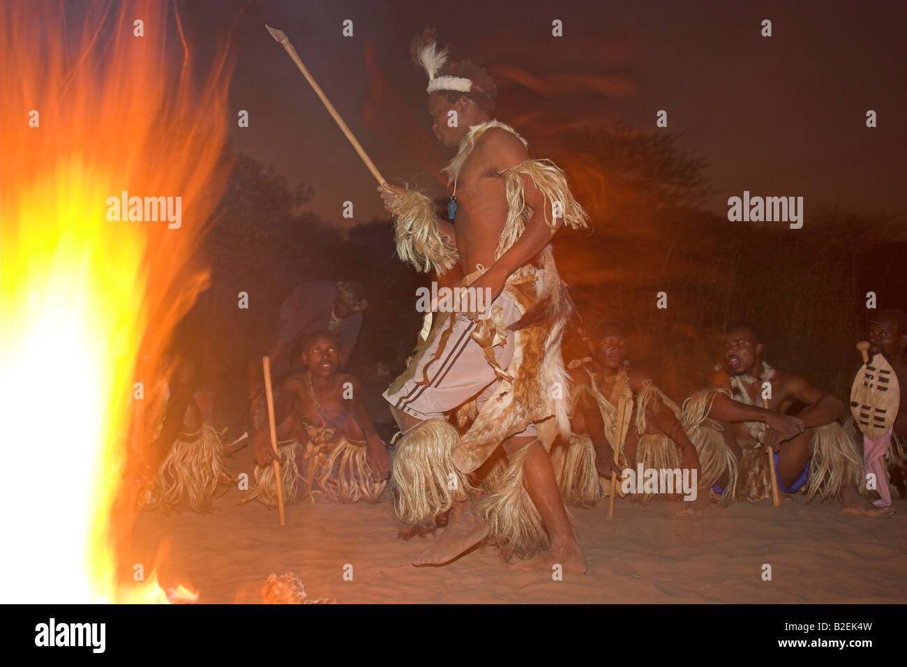 Dance around fire hi-res stock photography and images - Alamy