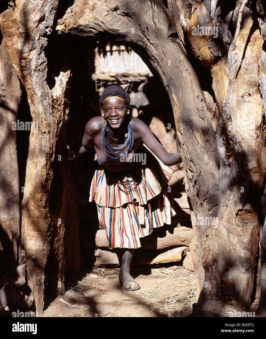 Konso woman hi-res stock photography and images - Alamy