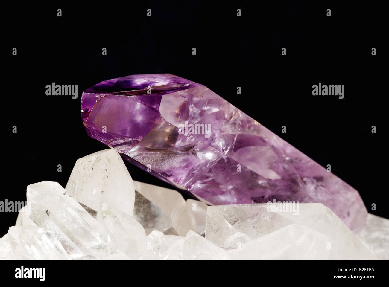 Metamorphic rock quartz detail hi-res stock photography and images - Alamy