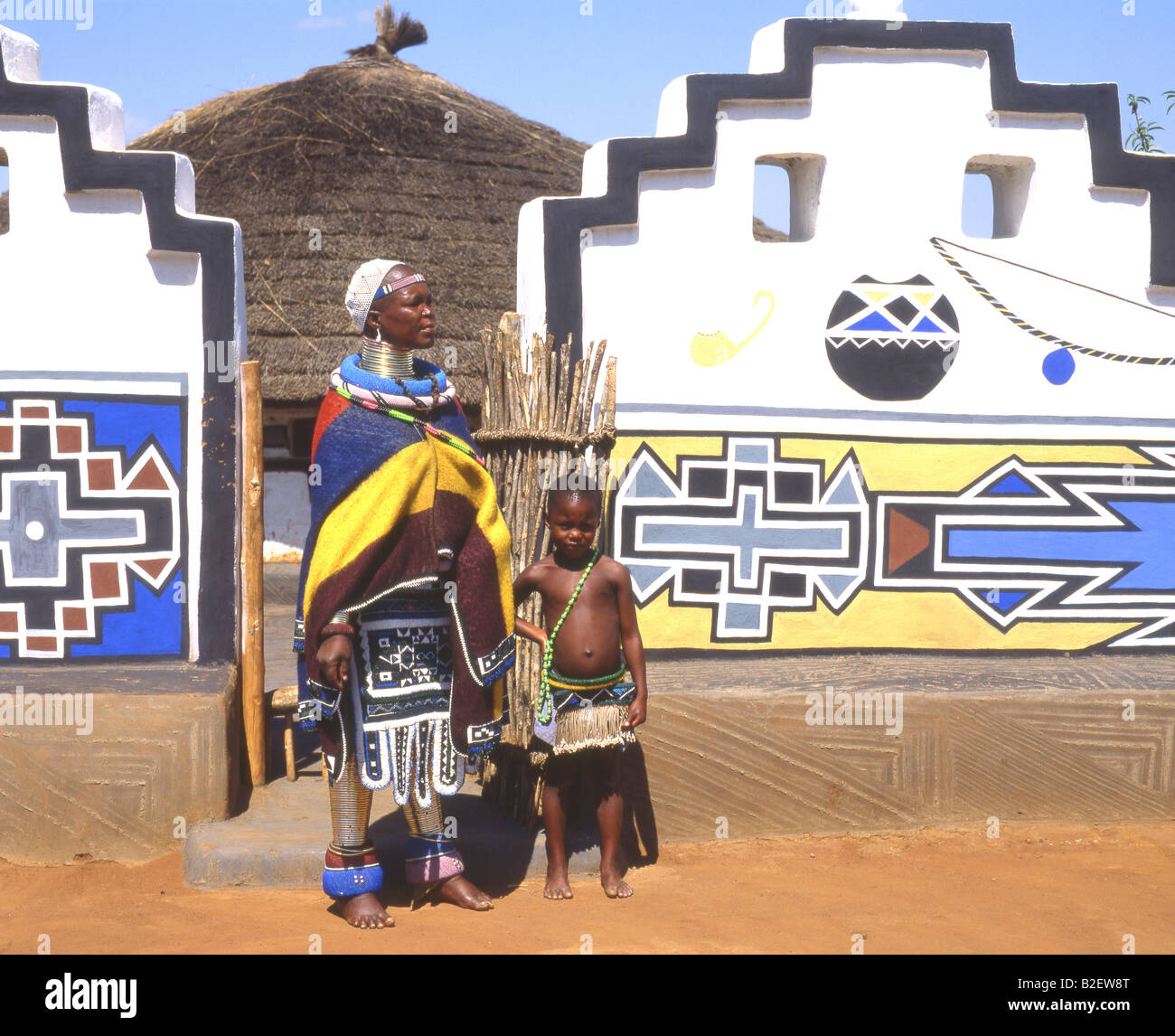 Ndebele house hi-res stock photography and images - Alamy