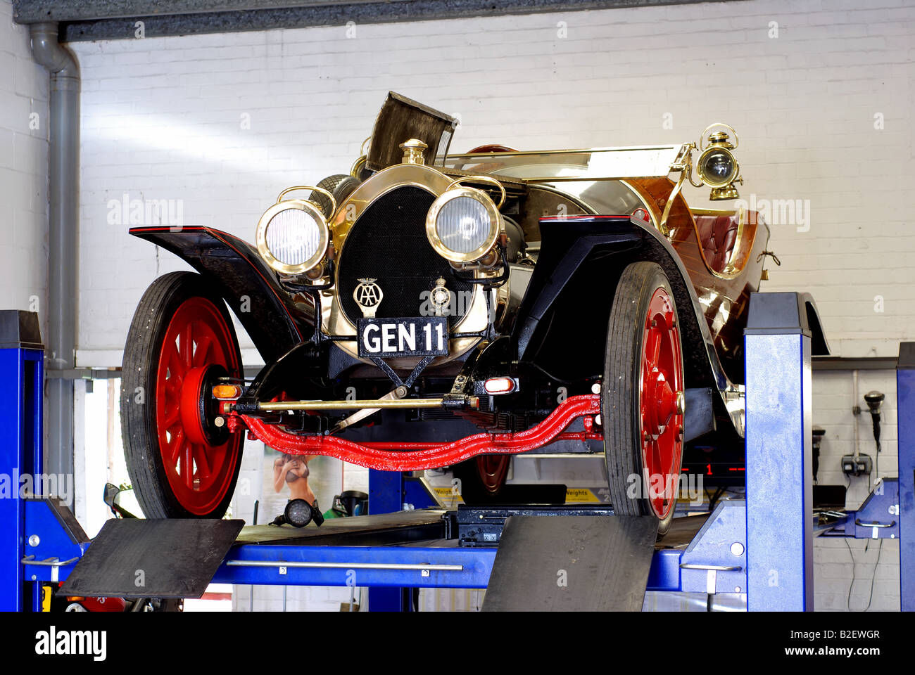 Car mot ramp hi-res stock photography and images - Alamy
