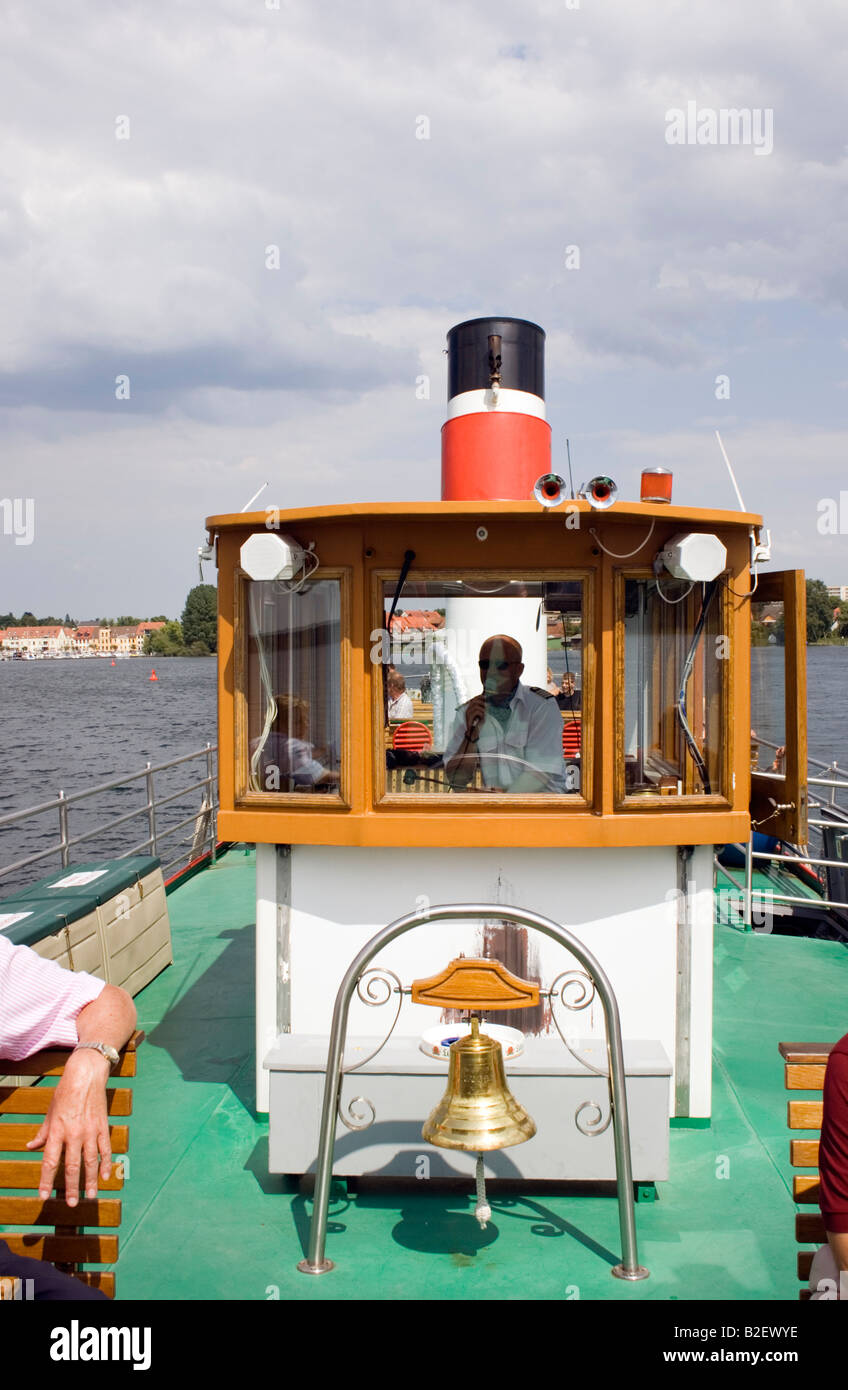 Boat wheelhouse ship hi-res stock photography and images - Alamy