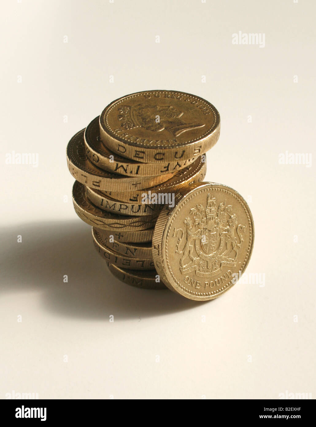 Pile of money sterling hi-res stock photography and images - Alamy