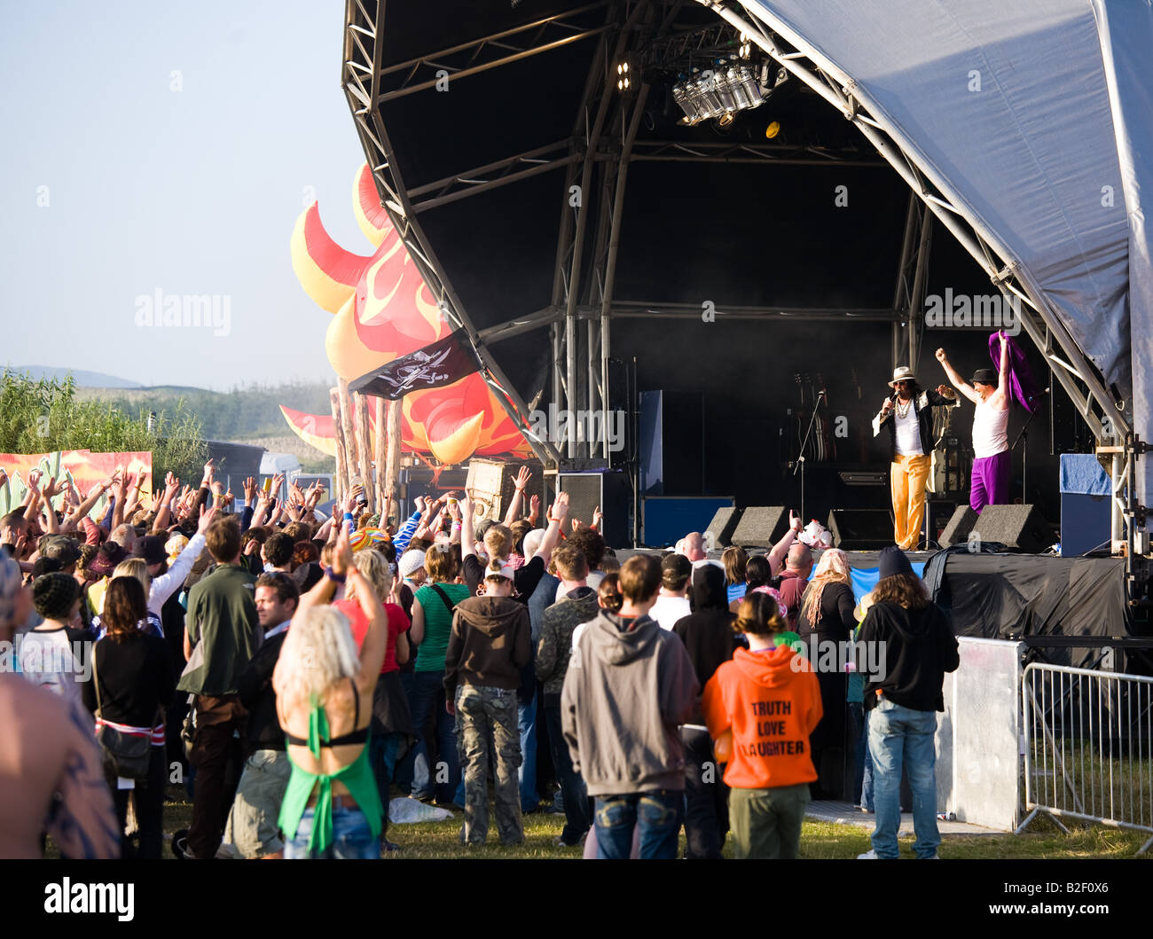Cuban Brothers on the Summerisle Main Stage Wickerman Festival 2008 ...