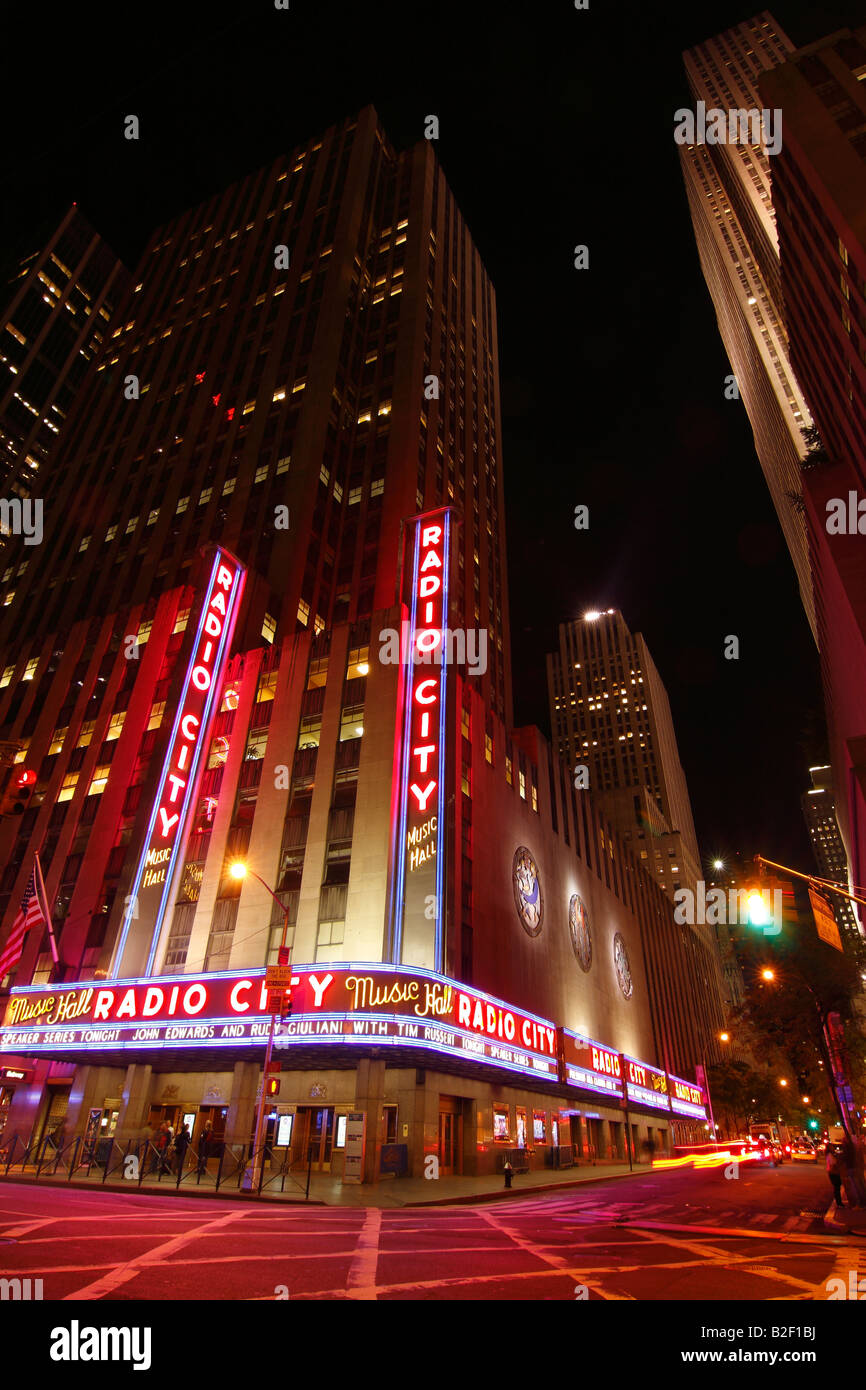 Radio city concert hall hi-res stock photography and images - Alamy