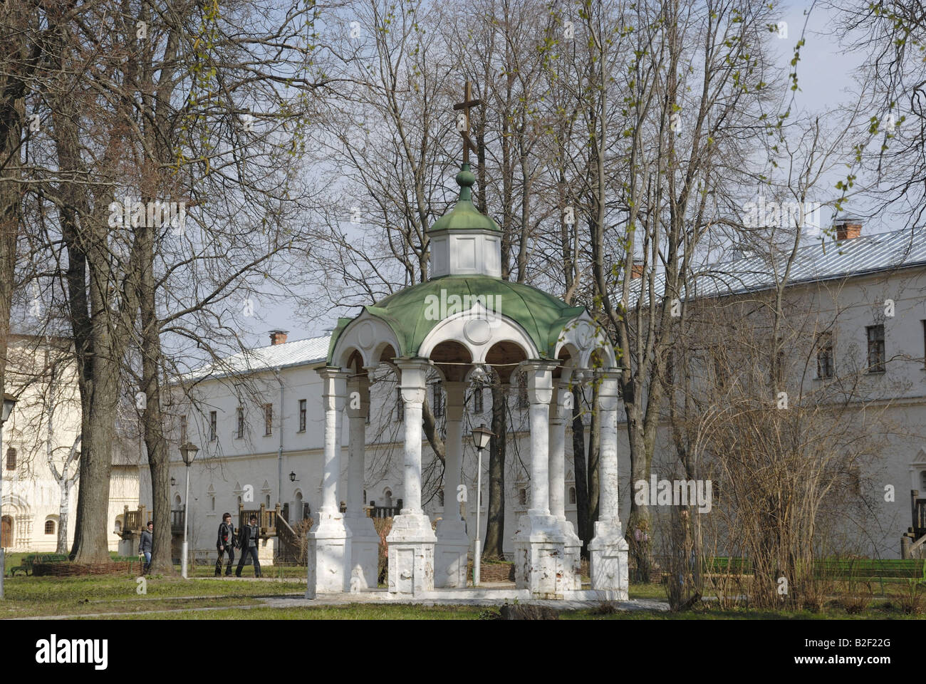 Suzdal russia tree land hi-res stock photography and images - Alamy