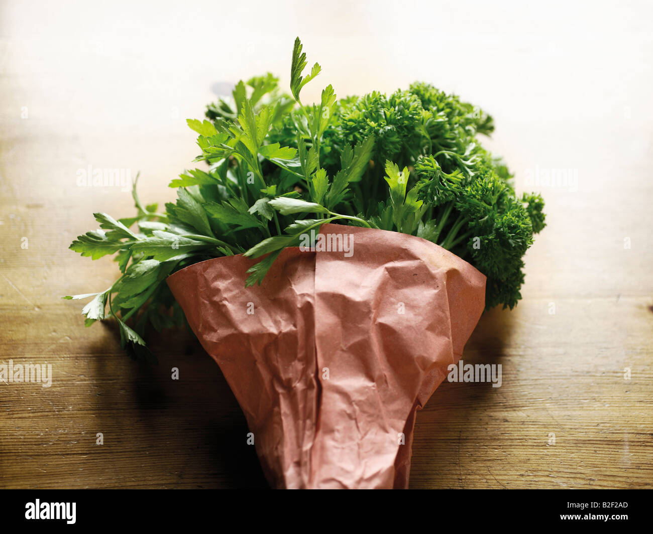 Curly parsley leaves hi-res stock photography and images - Alamy