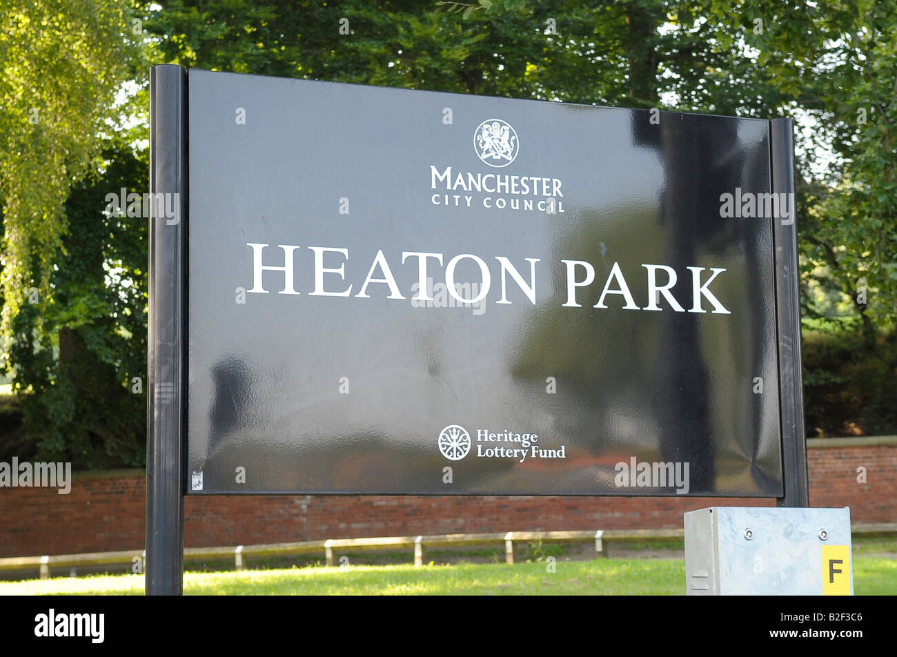 heaton park sign prestwich manchester uk england Stock Photo - Alamy